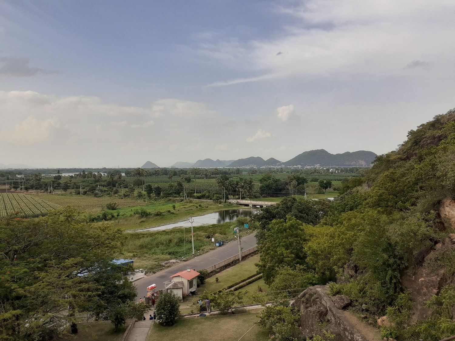 Ultimate Undavalli Caves Guide 2022: Stunning structure by the river banks