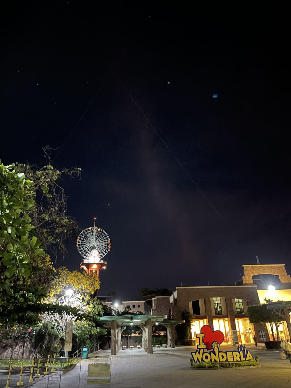 Wonderla Bangalore Review: The Best 1-Day Trip Experience – Madman's ...